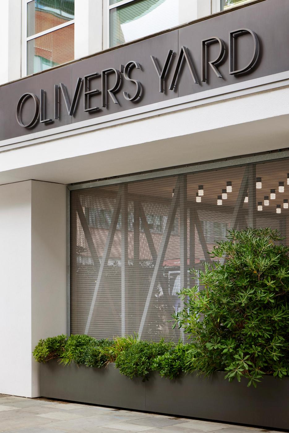 Derwent London – Oliver's Yard wayfinding and signage – Cartlidge Levene