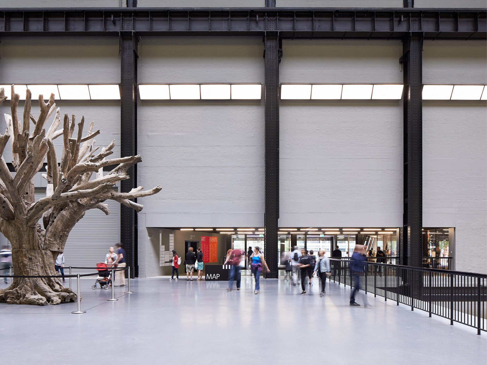 Tate Modern – Wayfinding and signage – Cartlidge Levene